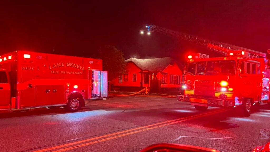Lake Geneva firefighters respond to overnight blaze - Walworth County ...